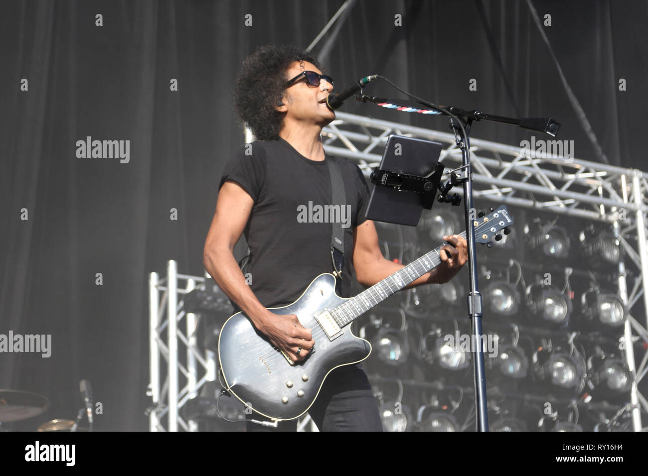 William duvall singer hi-res stock photography and images - Alamy