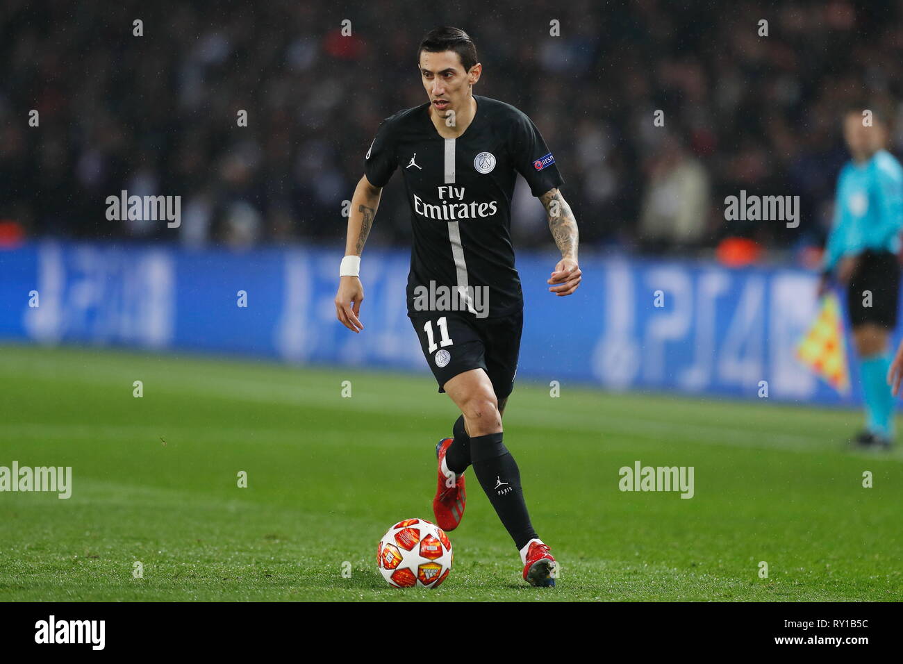 Angel di maria manchester united hi-res stock photography and images ...