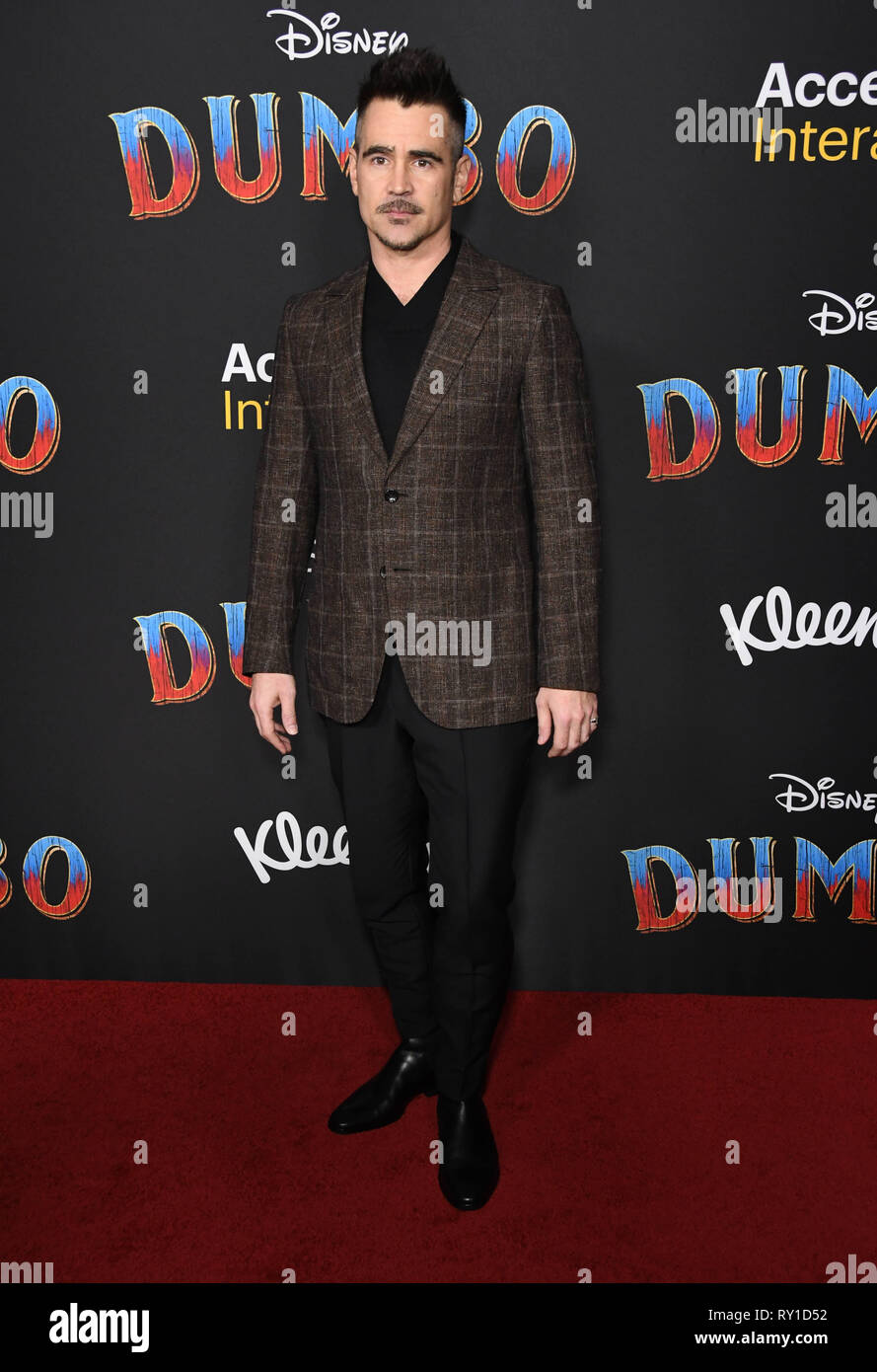 Colin farrell dumbo hi-res stock photography and images - Alamy