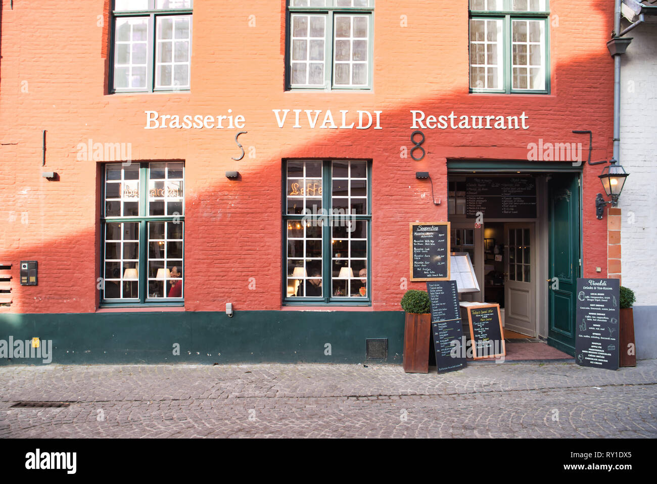 Vivaldi restaurant hi-res stock photography and images - Alamy