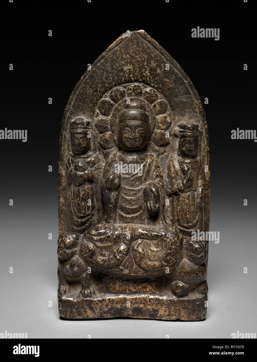 Buddha triad hi-res stock photography and images - Alamy