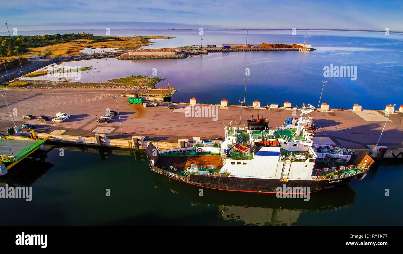 The big ship docking on the Virtsu Harbor. Also seen some small boats ...
