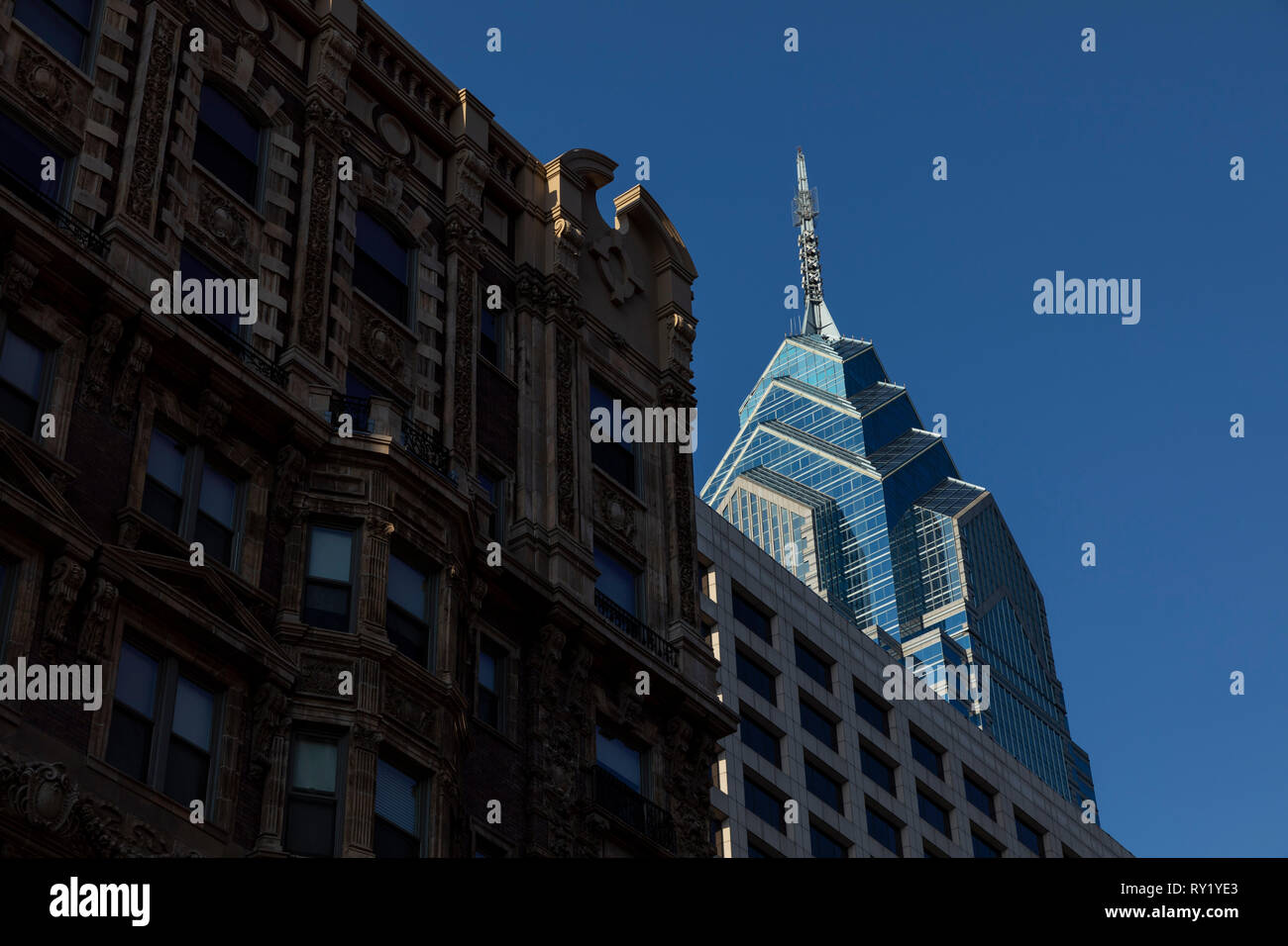 One liberty place hi-res stock photography and images - Alamy