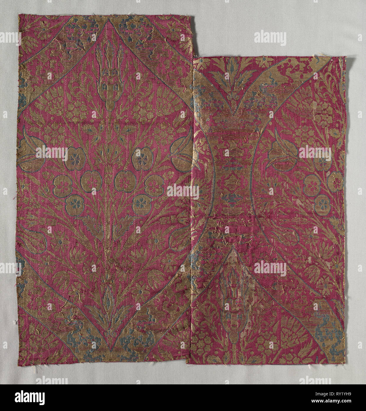 Compound weave with brocading hi-res stock photography and images - Alamy