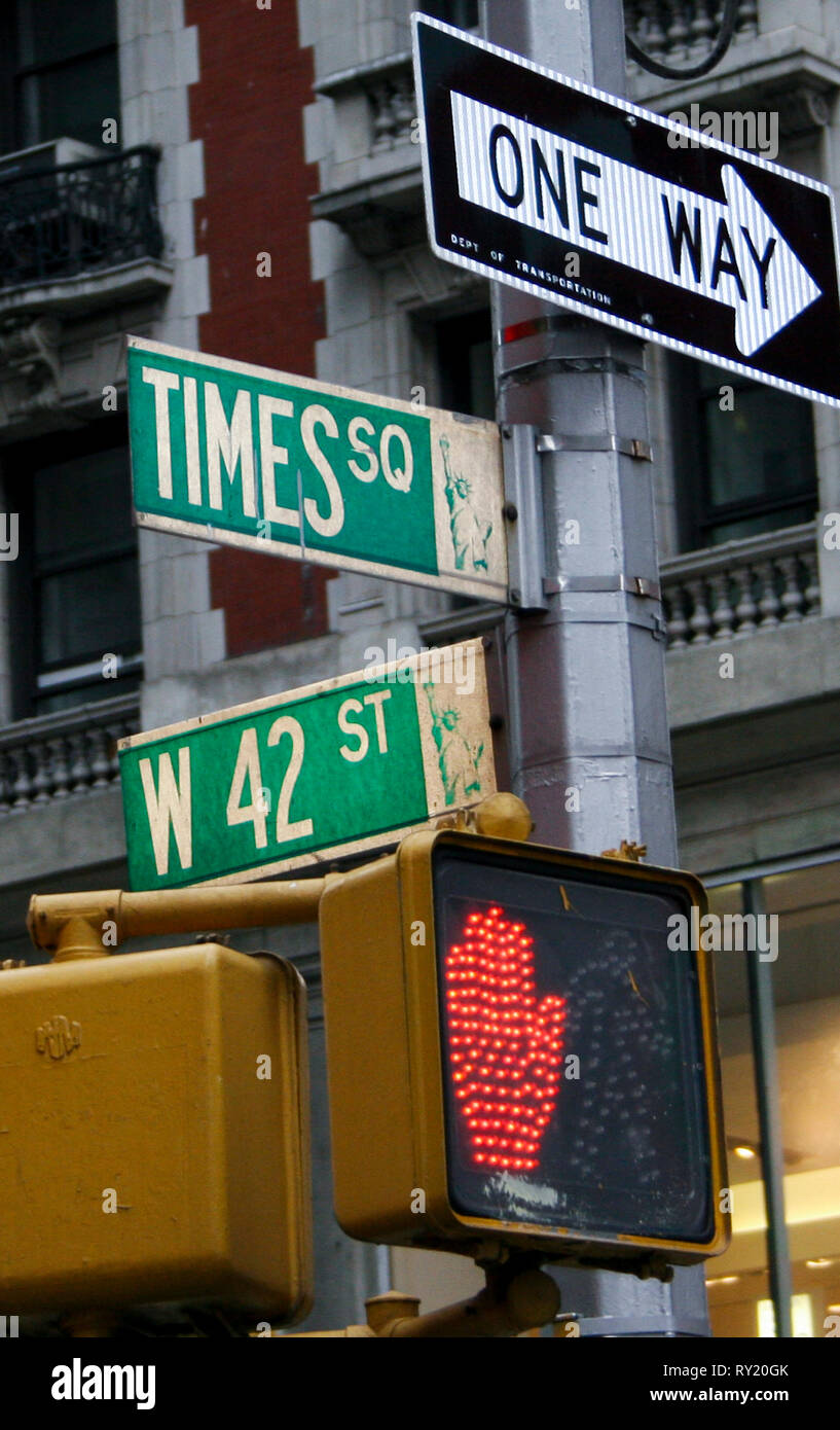 Street signs New York Stock Photo - Alamy