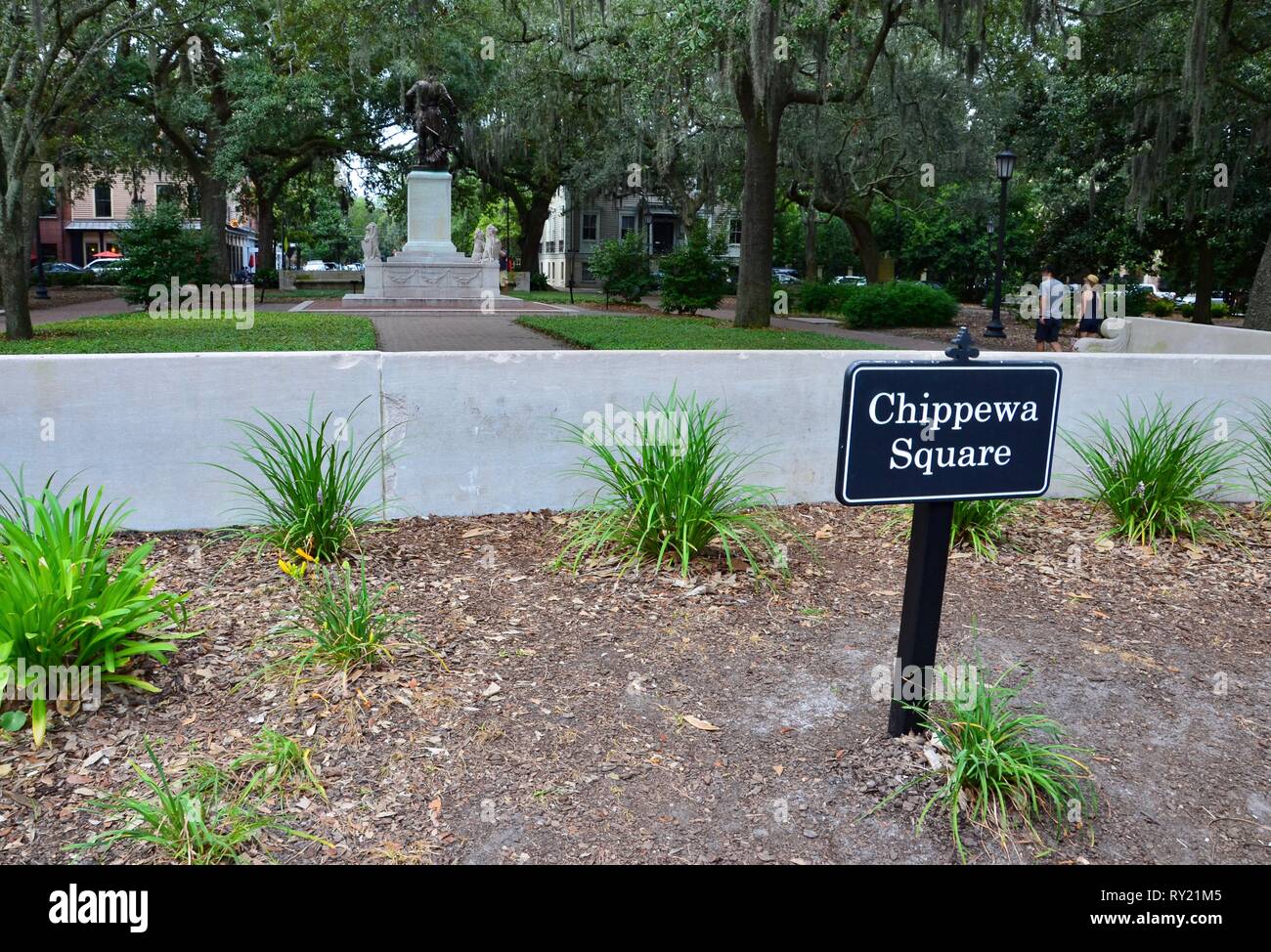 Chippewa square bench hi-res stock photography and images - Alamy
