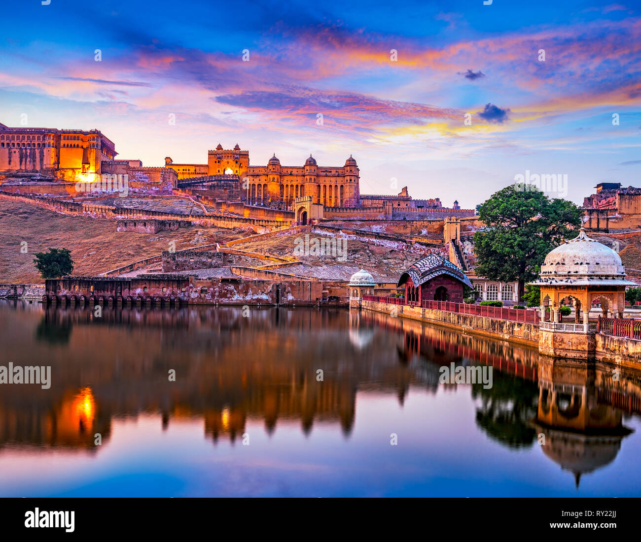 Amber fort night india hi-res stock photography and images - Alamy