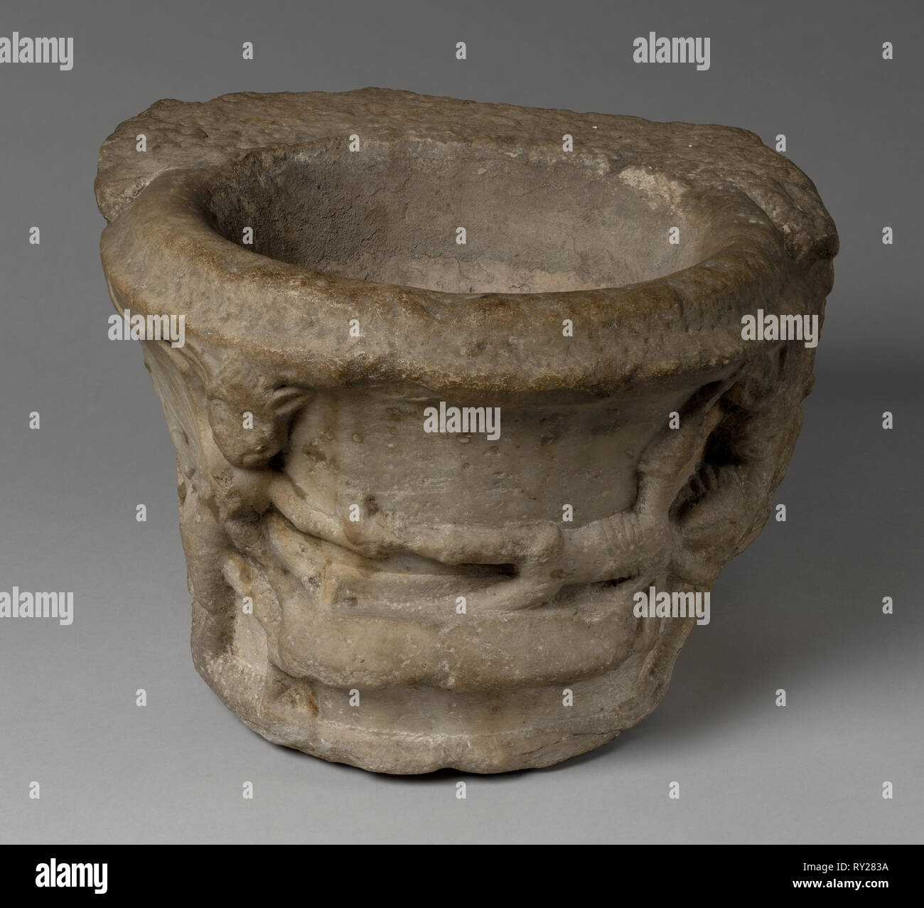 15th century font hi-res stock photography and images - Alamy