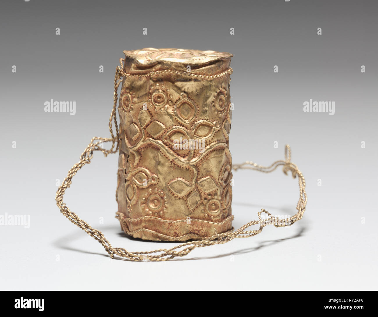 Ghana gold jewelry hi-res stock photography and images - Alamy