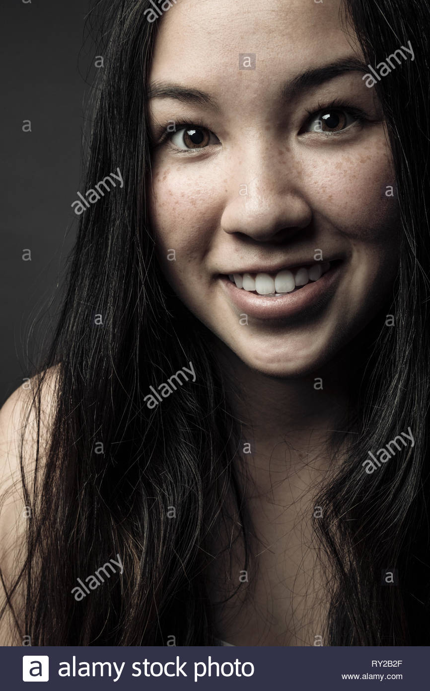 Portrait asian brunette girl long straight hi-res stock photography and ...
