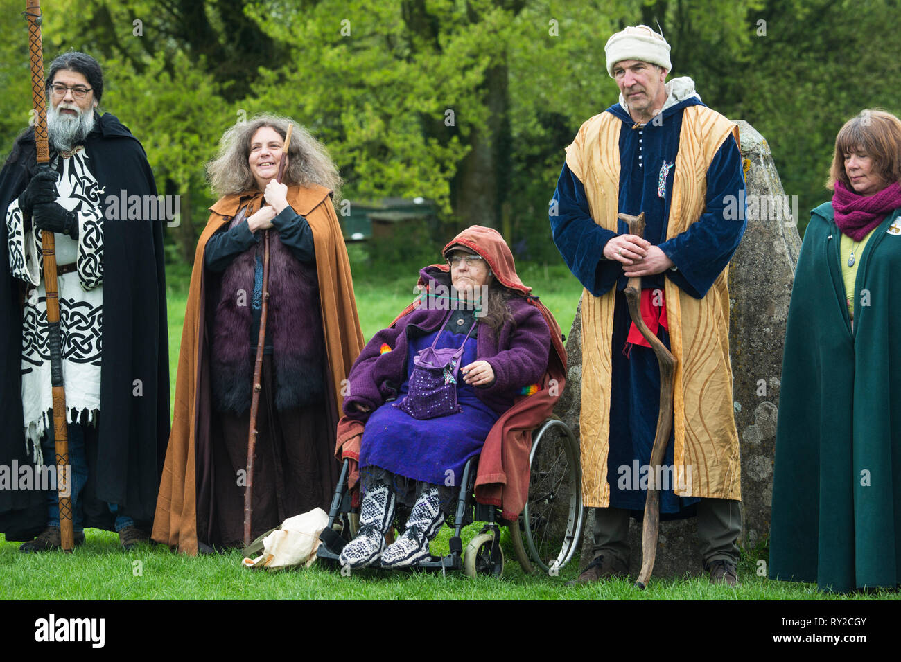 Druids ceremony hi-res stock photography and images - Alamy