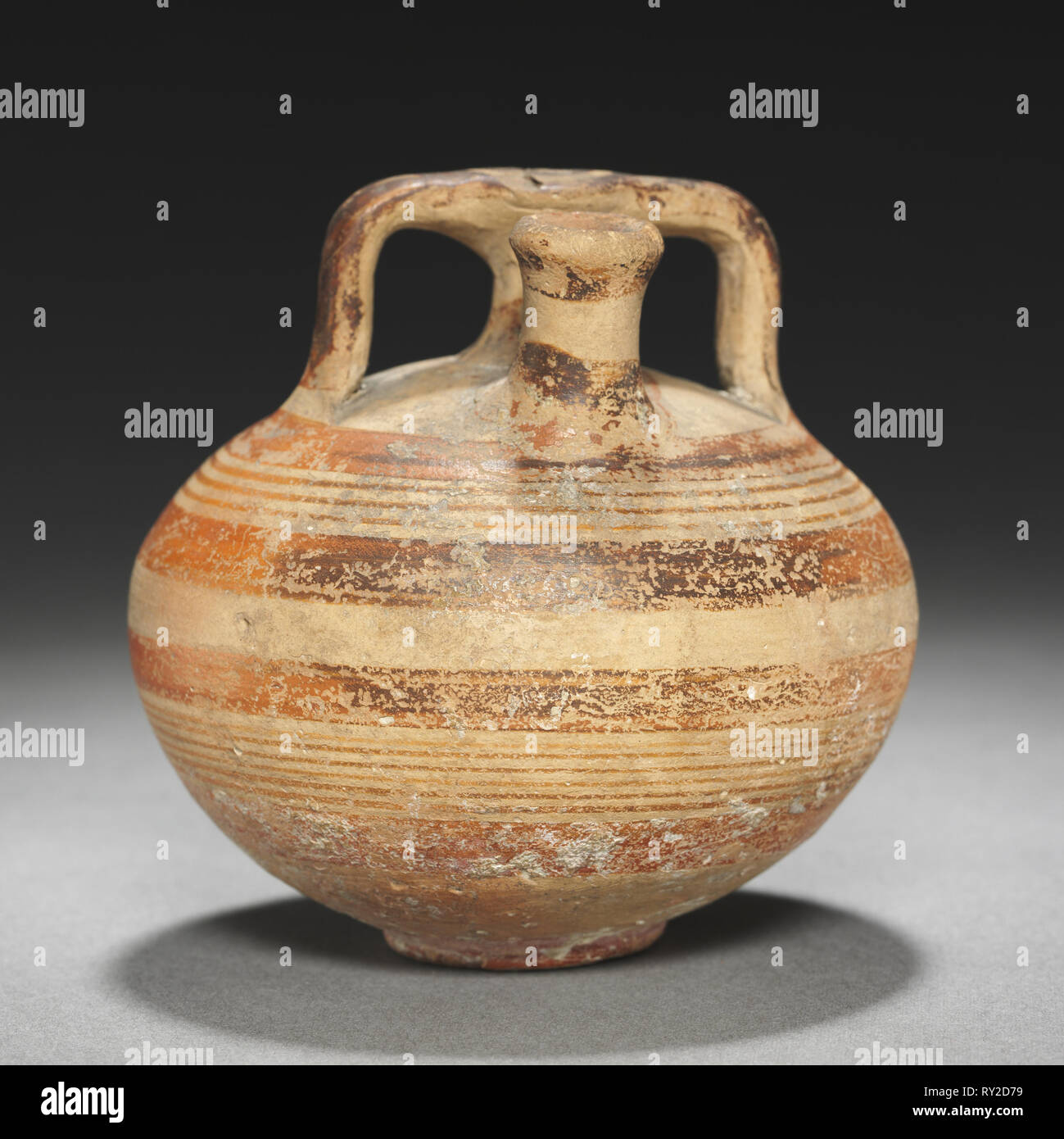 Cypro mycenaean ware hi-res stock photography and images - Alamy