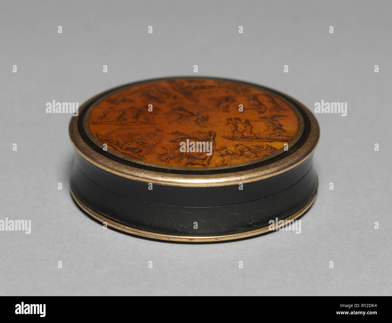 Snuff Box, late 1700s. Italy, late 18th century. Horn mounted in gold ...