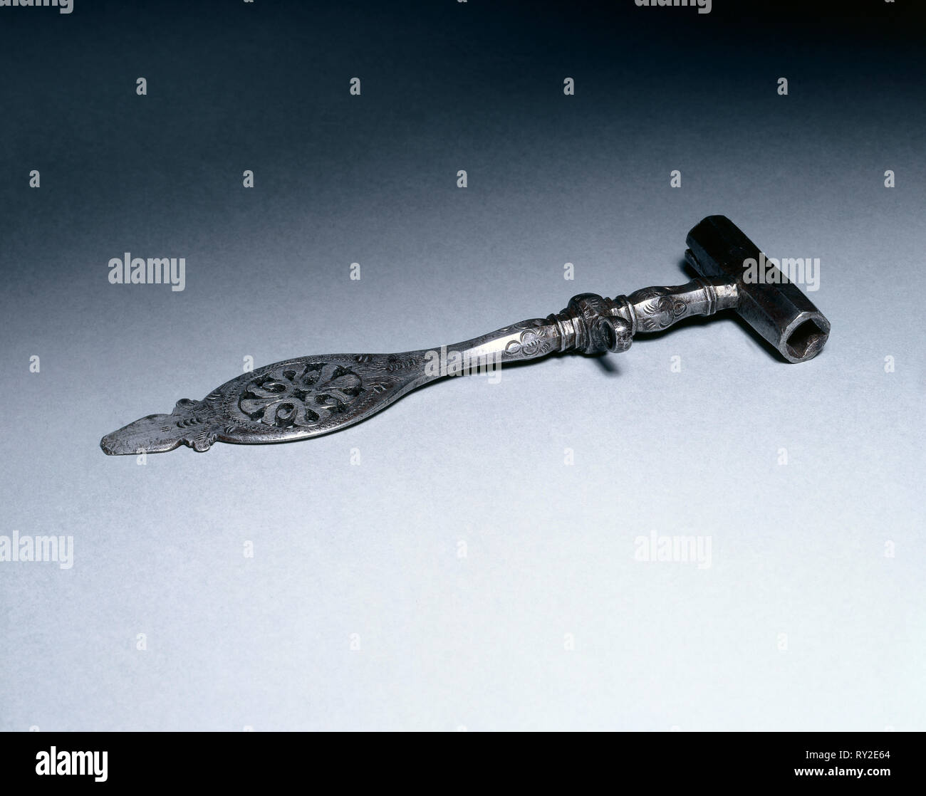 17th century gun hi-res stock photography and images - Alamy