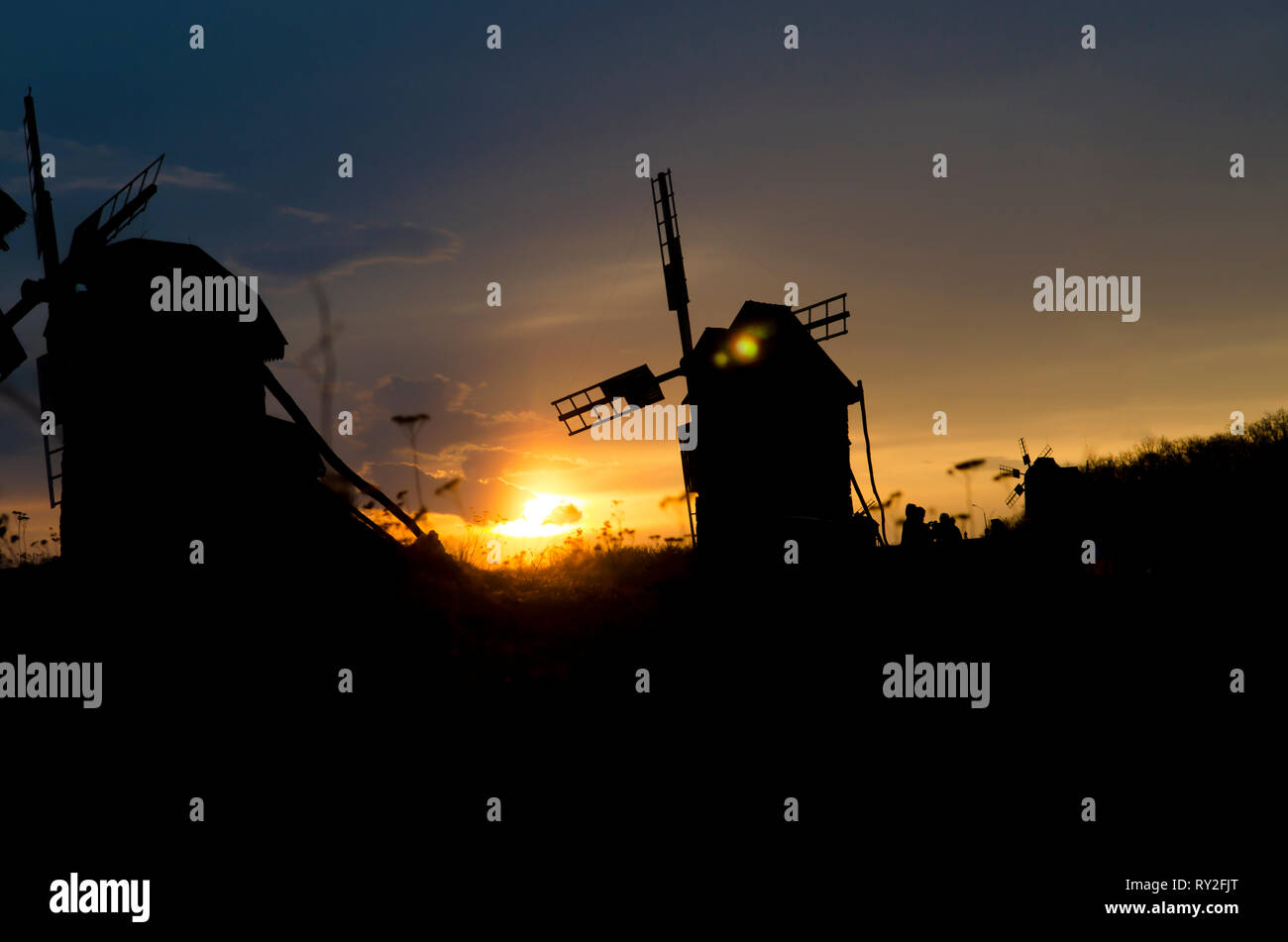 Kansas windmills sunset hi-res stock photography and images - Alamy
