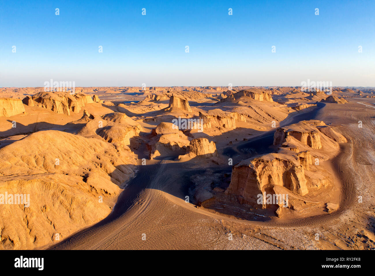 Dasht e lut hi-res stock photography and images - Alamy