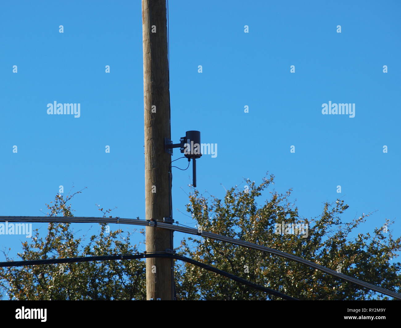 Advanced antenna systems for 5g hi-res stock photography and images - Alamy