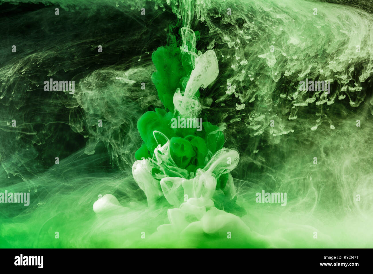 Paint explosion action painting hi-res stock photography and images - Alamy