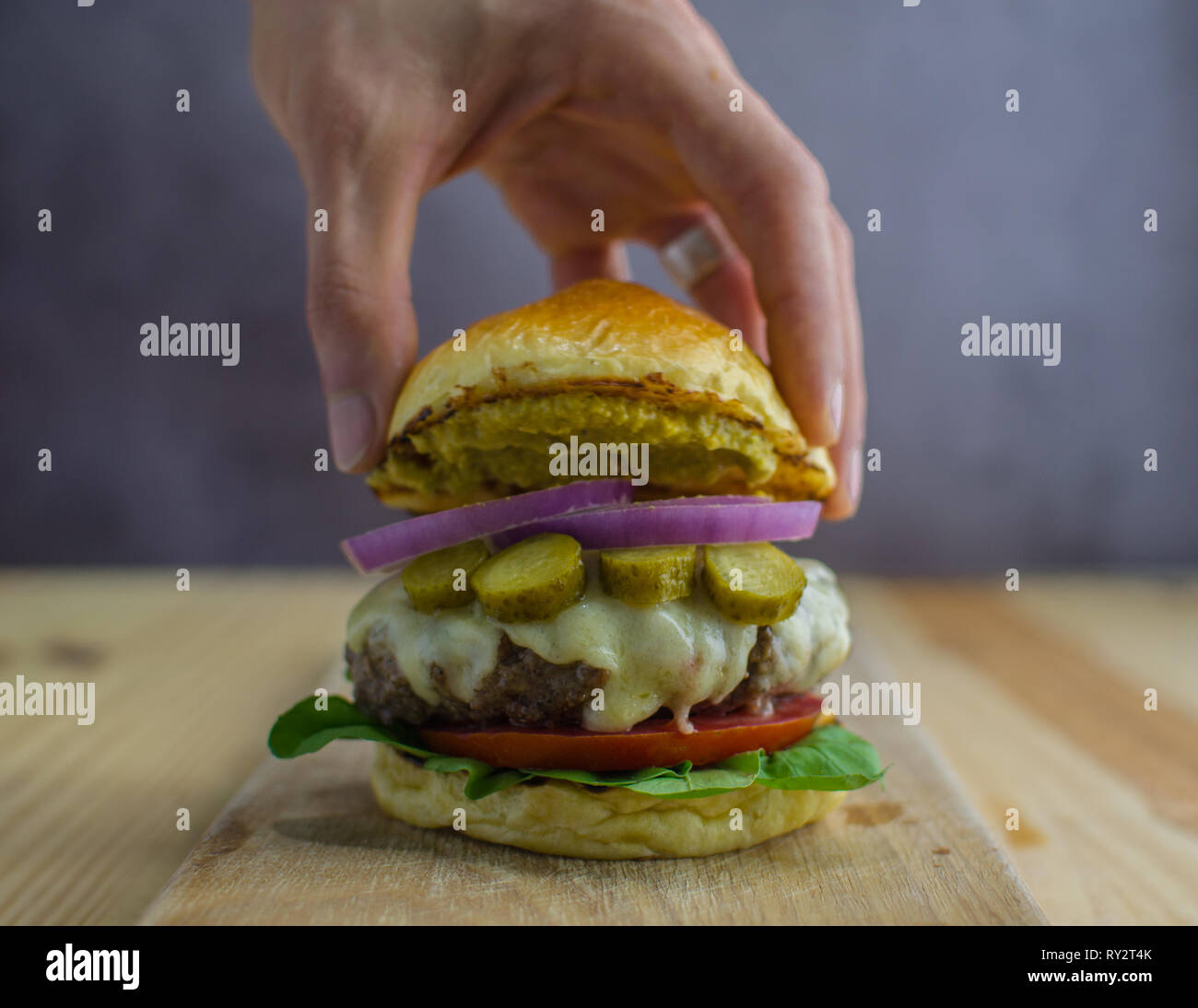 juicy burger lunch Stock Photo - Alamy
