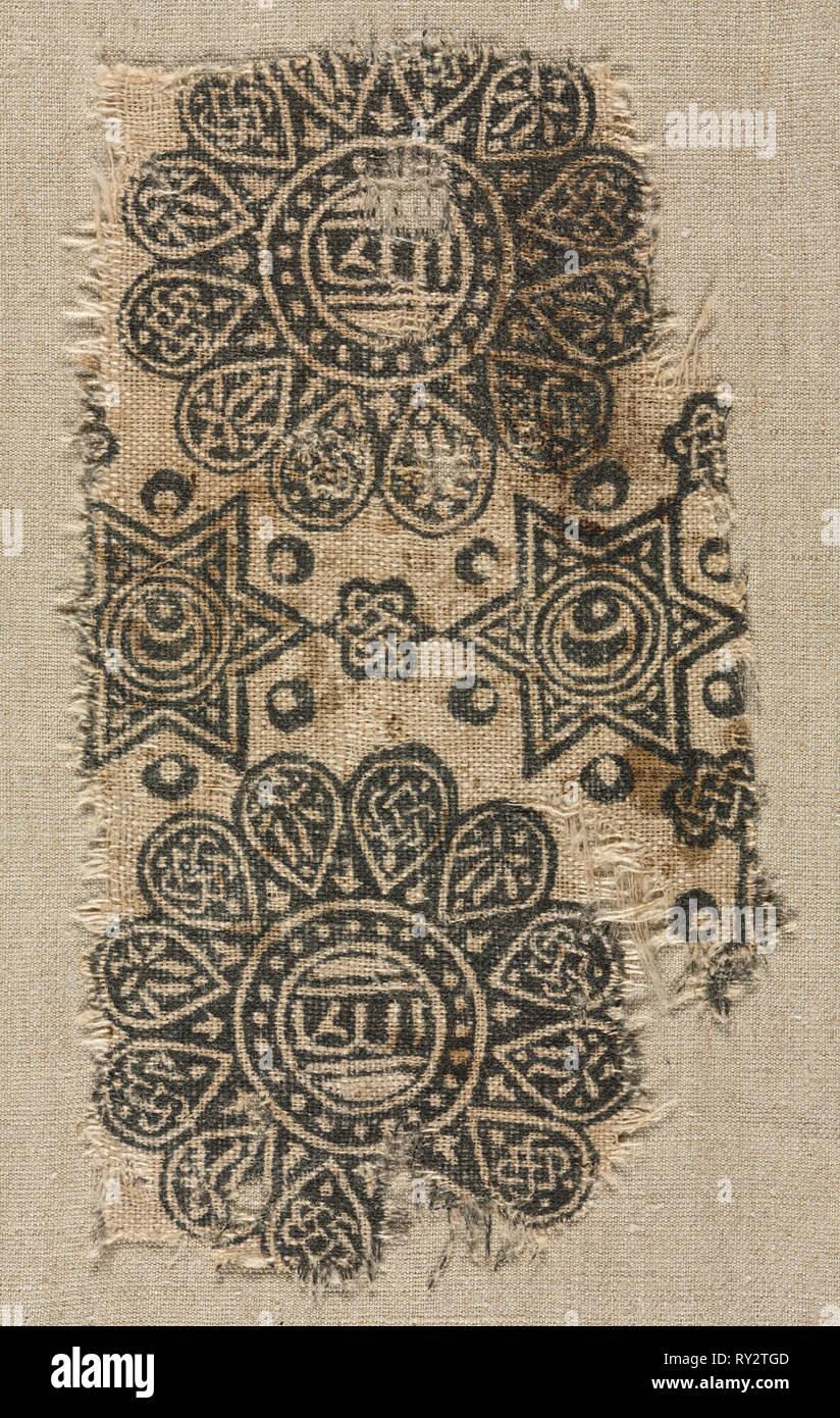 Fragment of a wood-block print on linen, 1200s - 1300s. Egypt, Mamluk ...