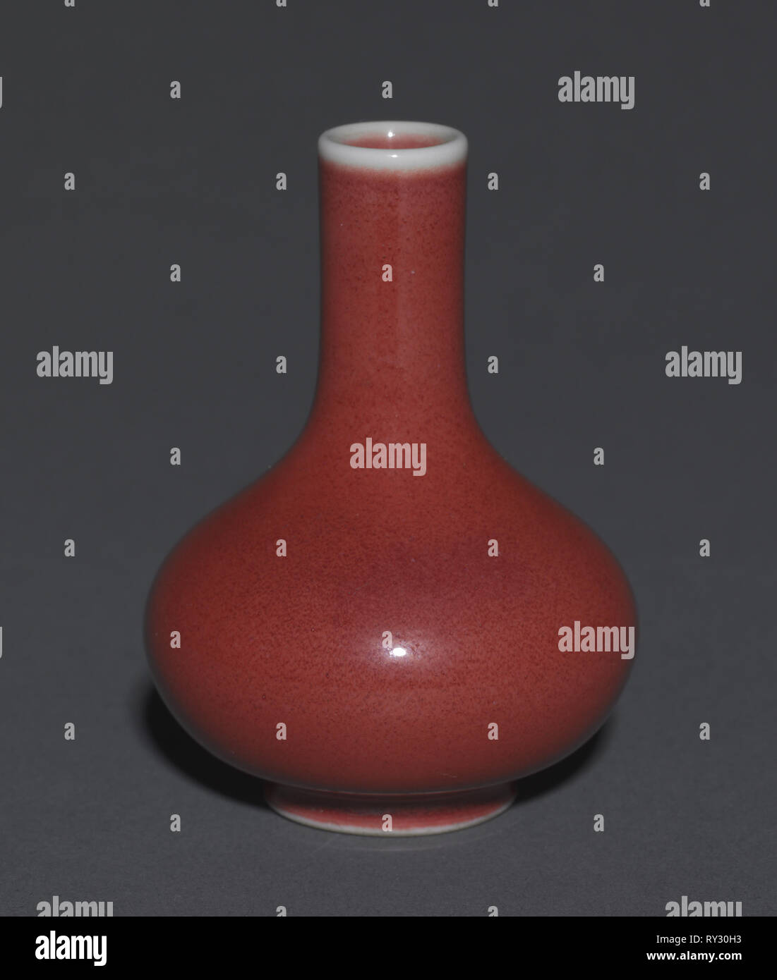 Lang ware hi-res stock photography and images - Alamy