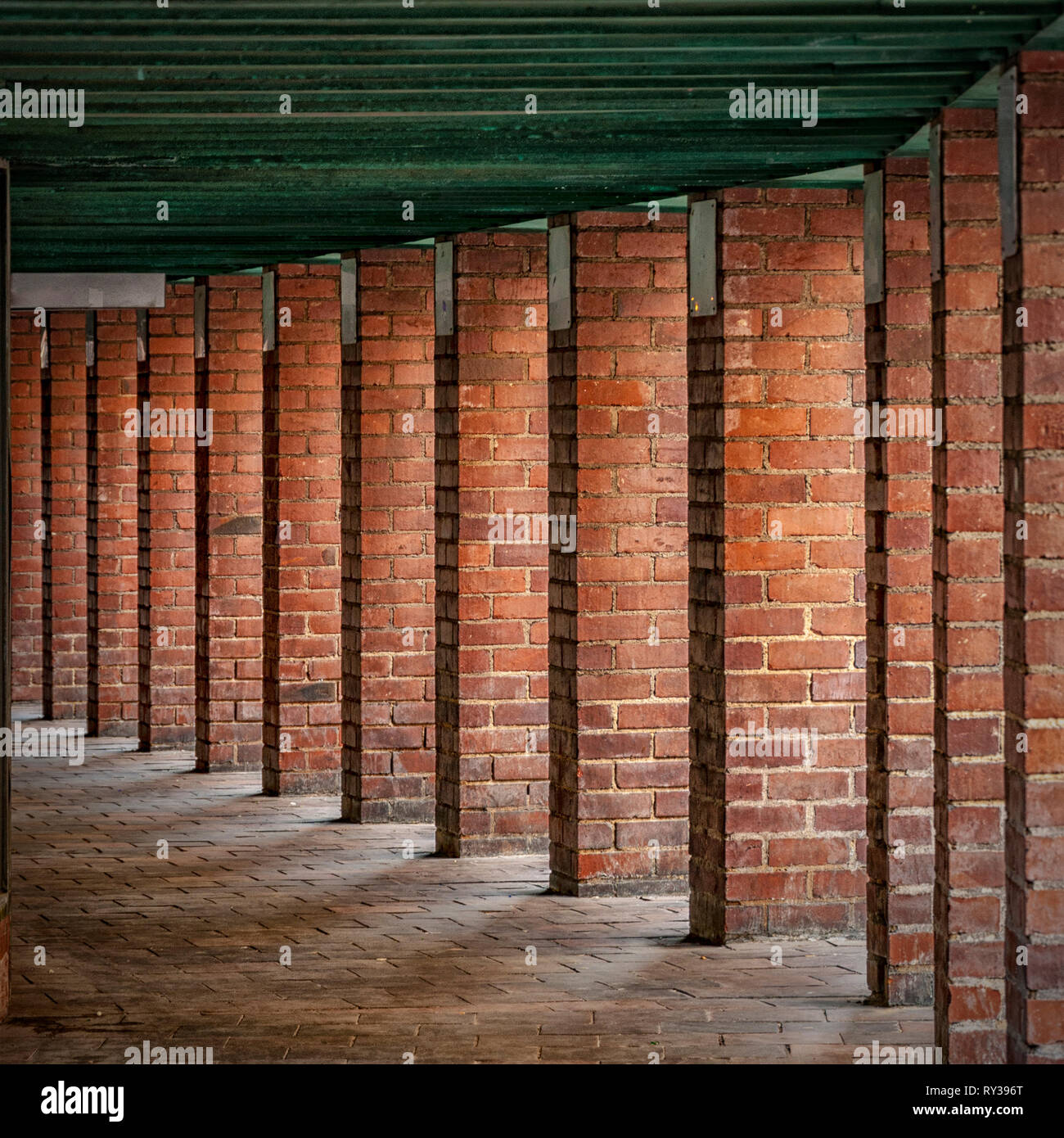 Modern brick portico hi-res stock photography and images - Alamy