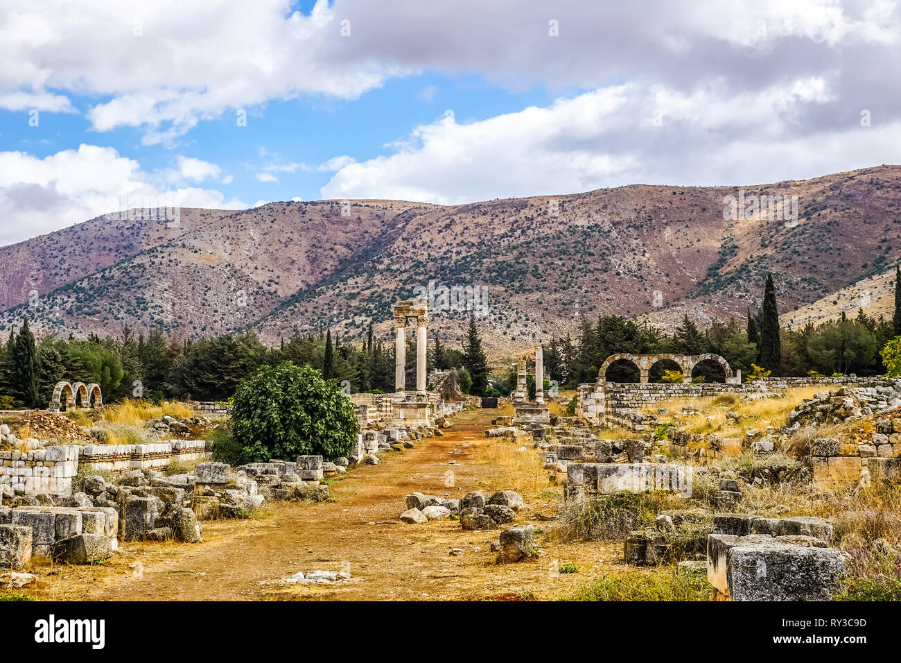 Lebanese syrian border hi-res stock photography and images - Alamy