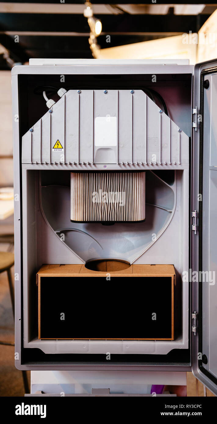 Central vacuum systems hi-res stock photography and images - Alamy