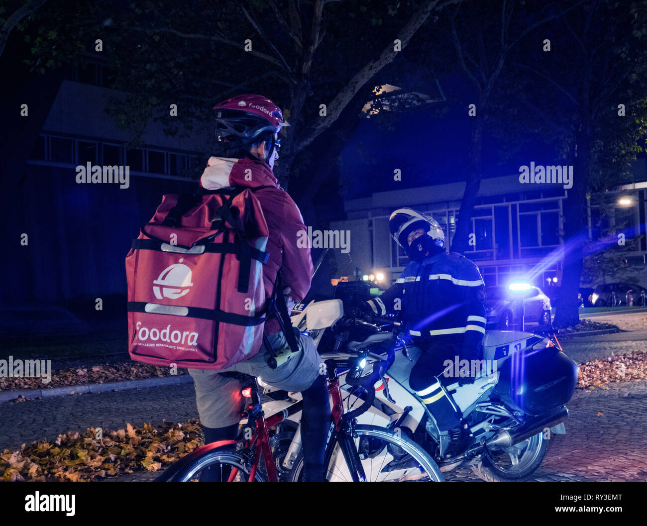 Food safety officer hi-res stock photography and images - Alamy