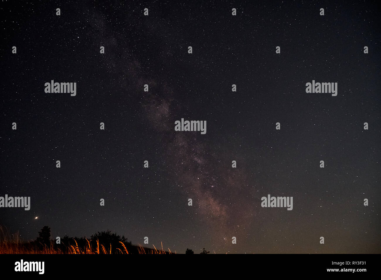 Milky way stars in summer hi-res stock photography and images - Alamy