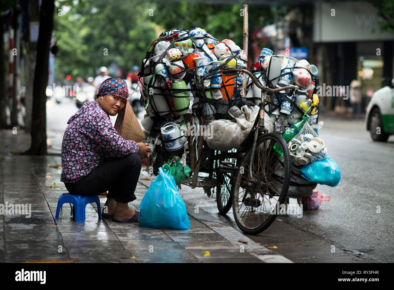 Vendor on bicycle hi-res stock photography and images - Alamy