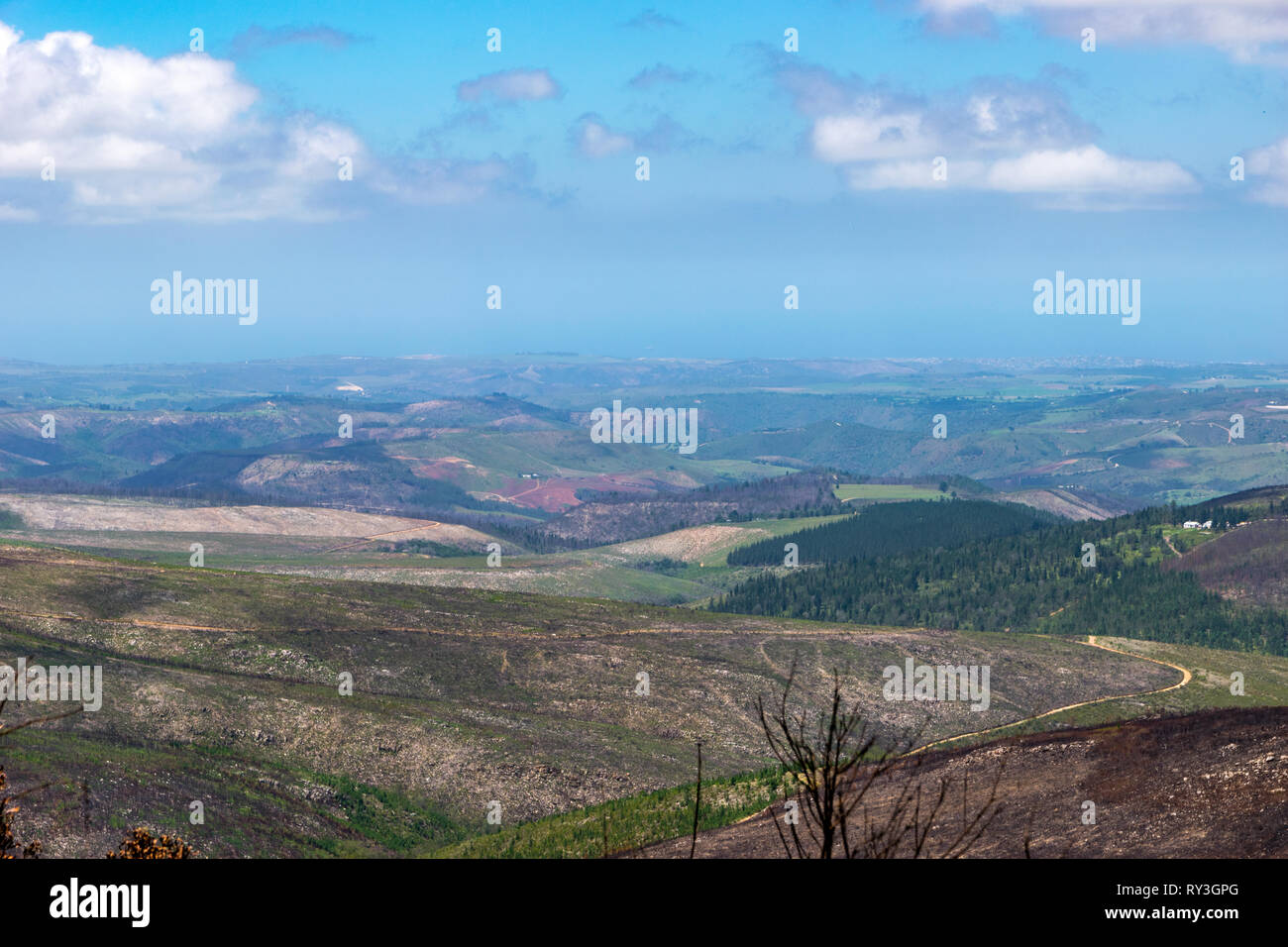 Horizon over landforms hi-res stock photography and images - Alamy