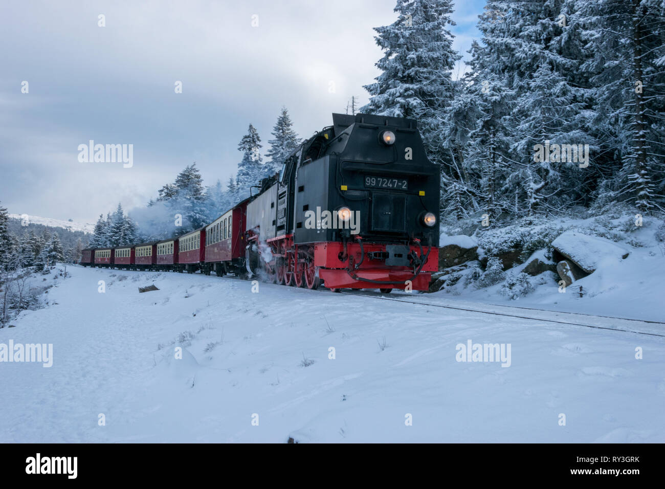 a train covered in snow Stock Photo - Alamy