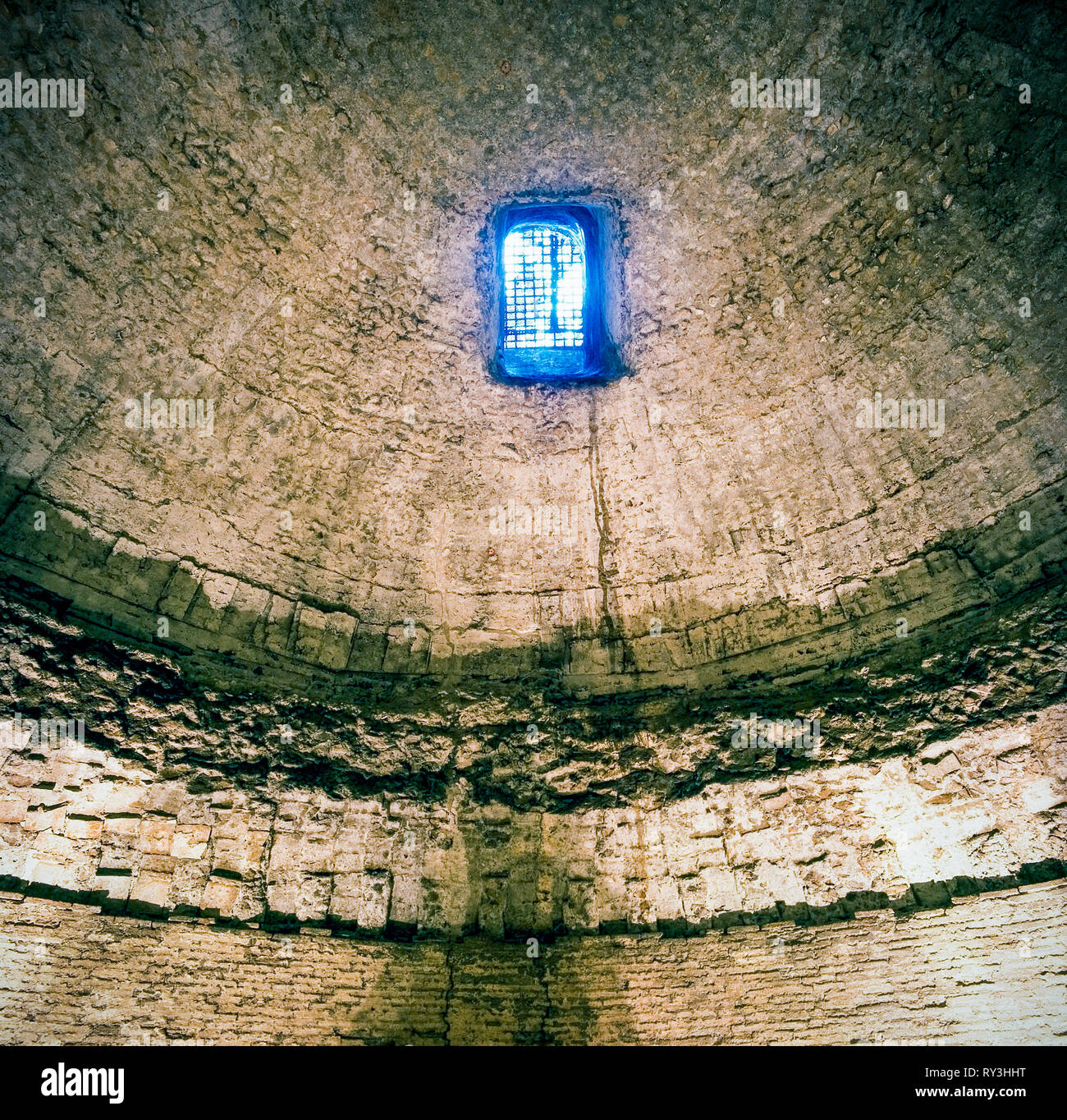 Colombario romano hi-res stock photography and images - Alamy