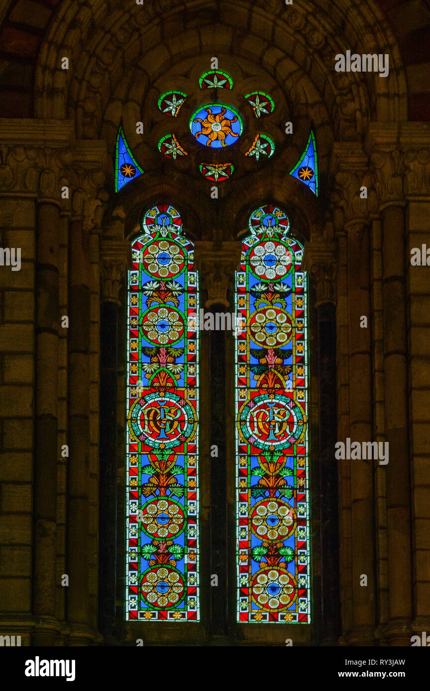 -2-06-2008-stain glass Inside Victoria Terminus VT now Chhatrapati ...