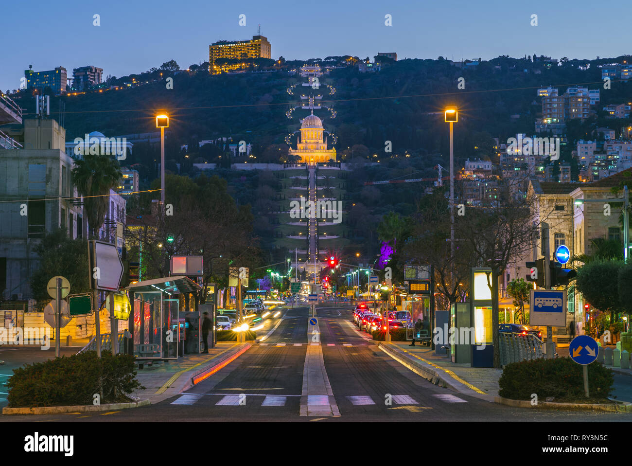 street view of haifa and bahai shrine in israel Stock Photo - Alamy