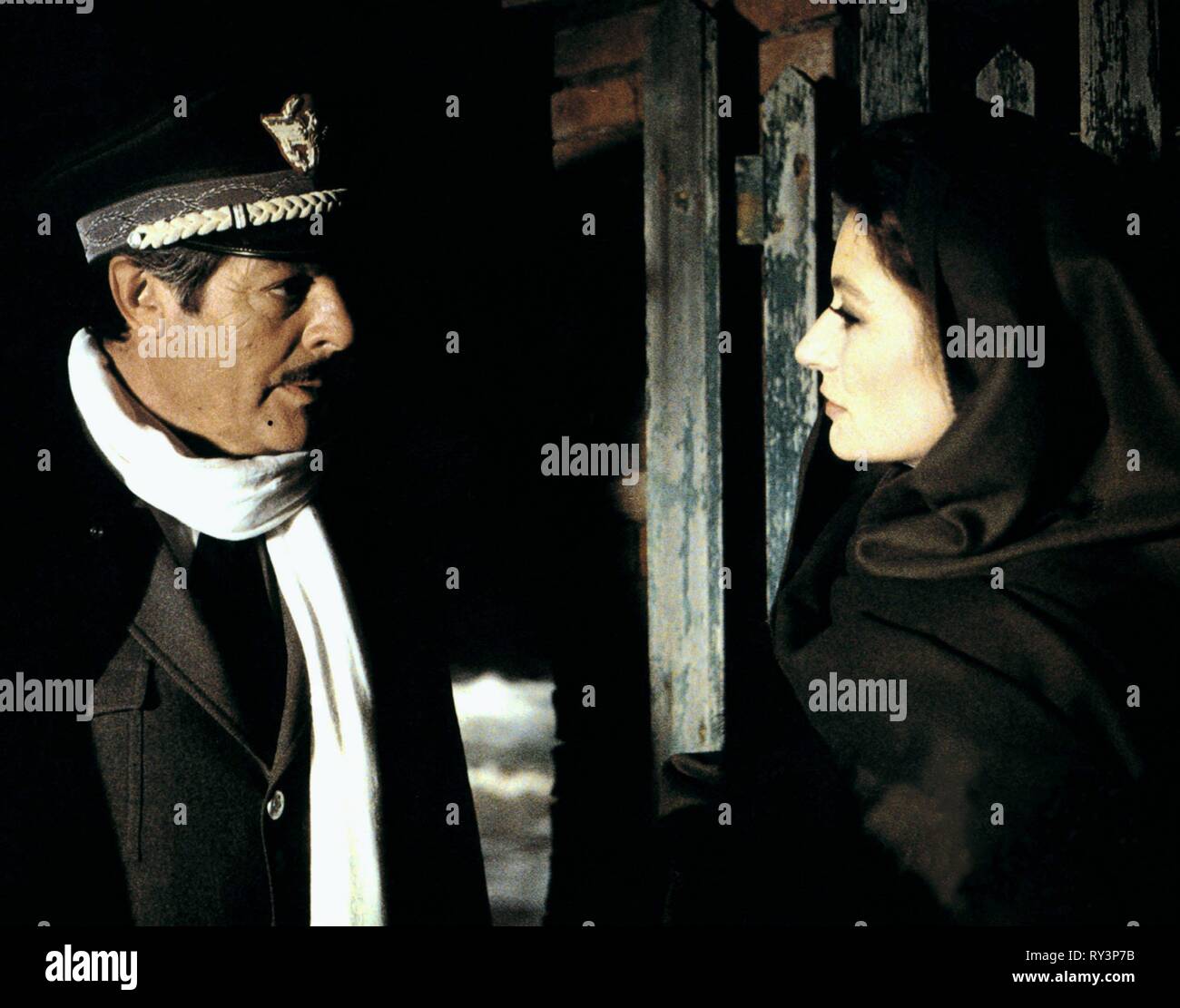 Aimee Anouk High Resolution Stock Photography and Images - Alamy