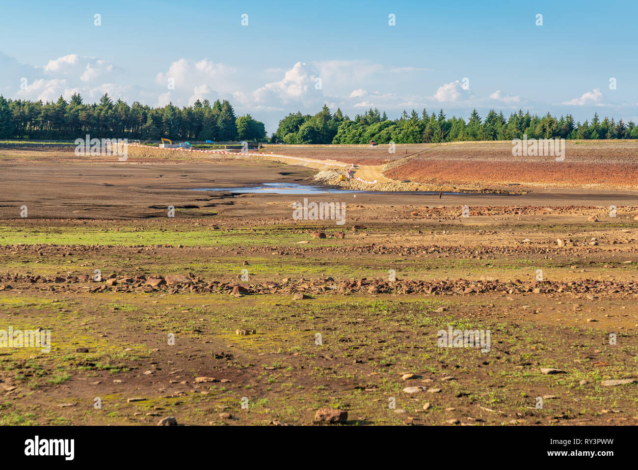 Redmires upper reservoir hi-res stock photography and images - Alamy