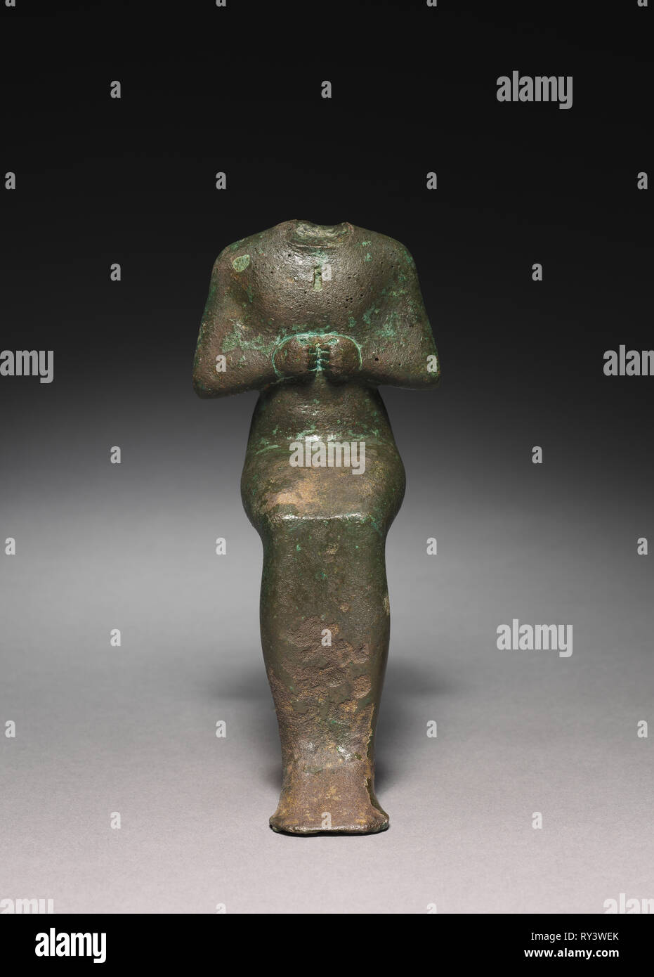 Seated mummiform deity hi-res stock photography and images - Alamy