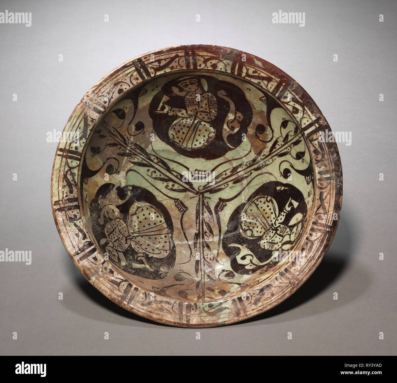 Bowl, late 1100s-early 1200s. Syria (Rusapha), Ayyubid Period, late ...