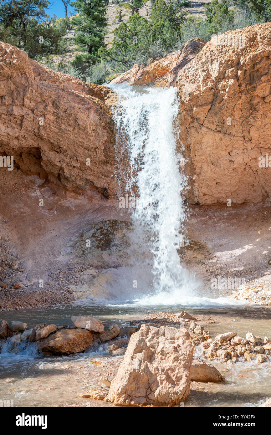 Sand cave trail hi-res stock photography and images - Alamy