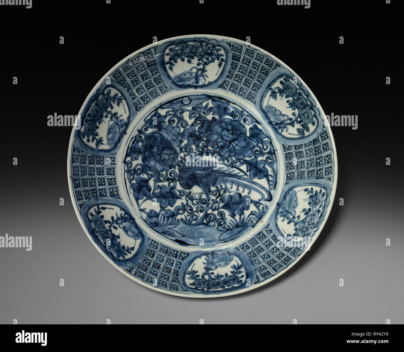 Swatow porcelain hi-res stock photography and images - Alamy