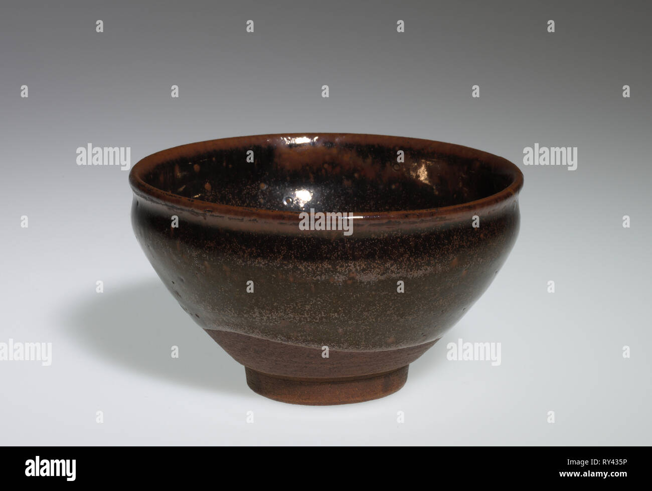 Seto pottery hi-res stock photography and images - Alamy