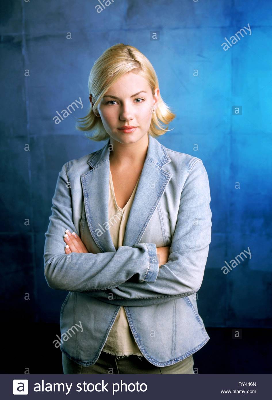 Elisha Cuthbert High Resolution Stock Photography and Images - Alamy