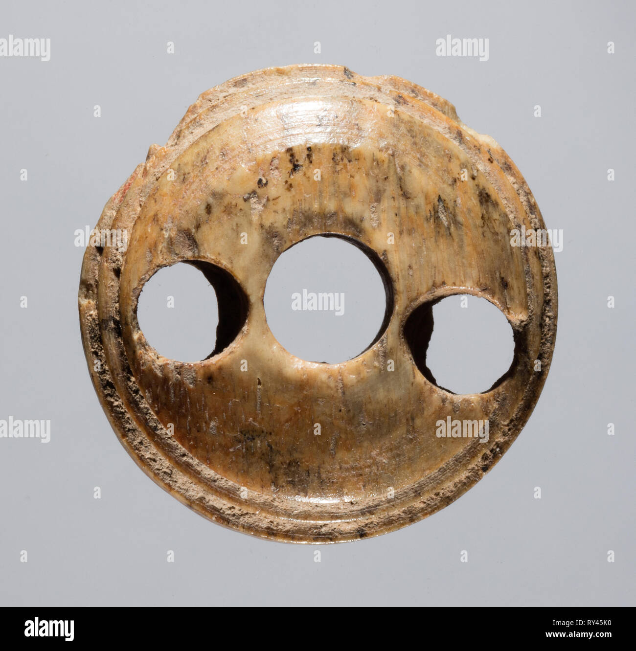 Bone spindle whorl hi-res stock photography and images - Alamy
