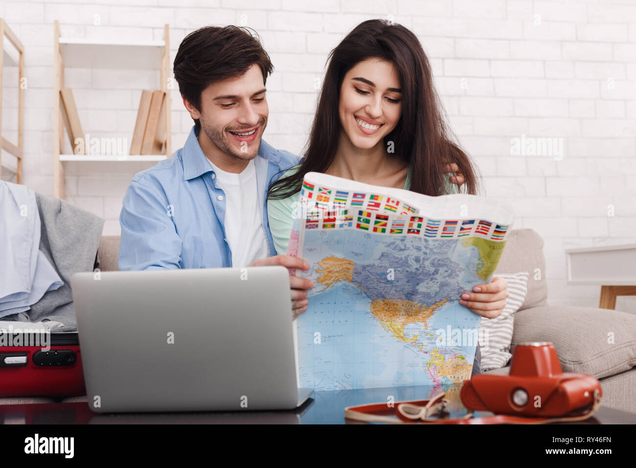 People planning map hi-res stock photography and images - Alamy