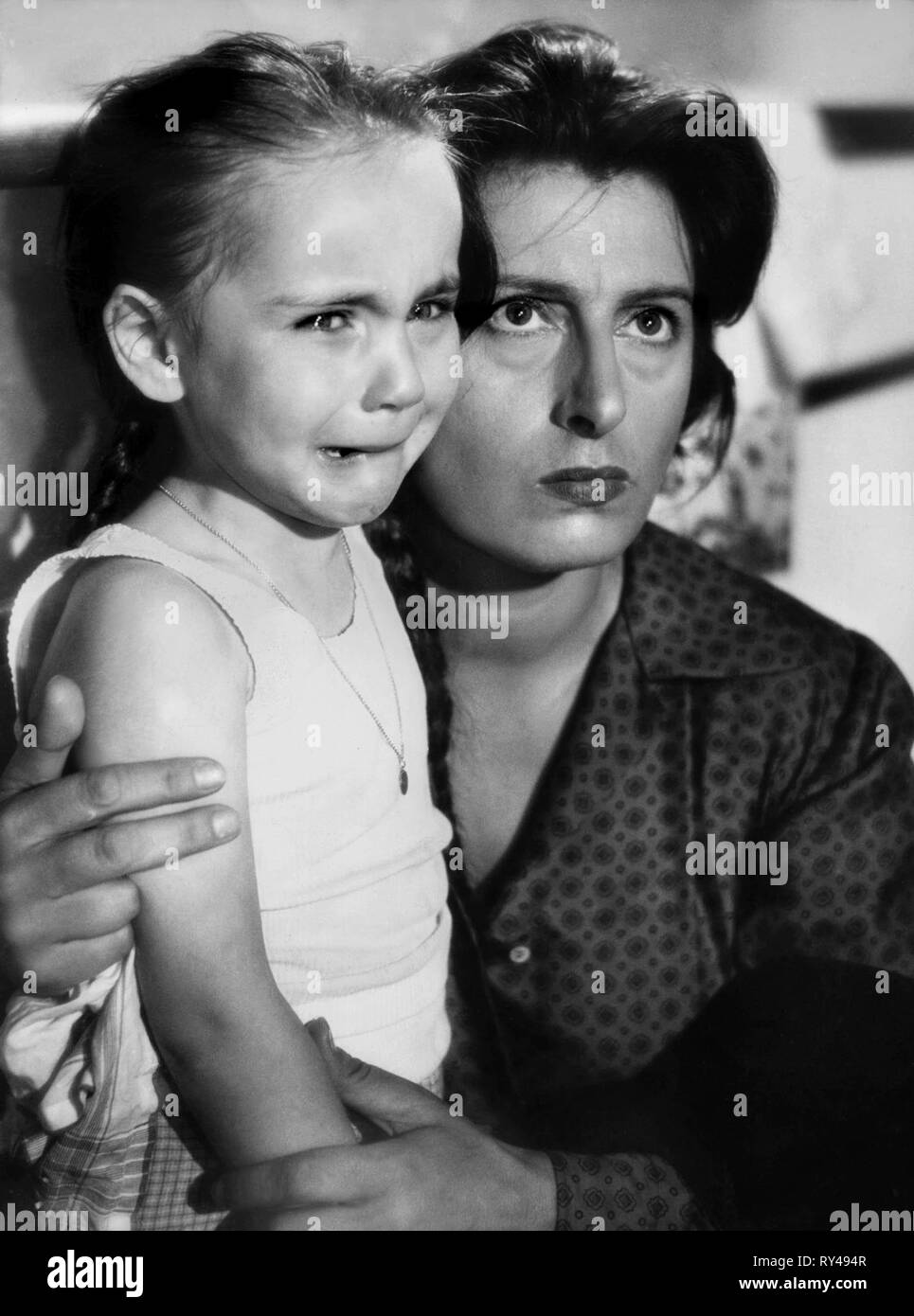 Anna magnani bellissima (1951) hi-res stock photography and images - Alamy
