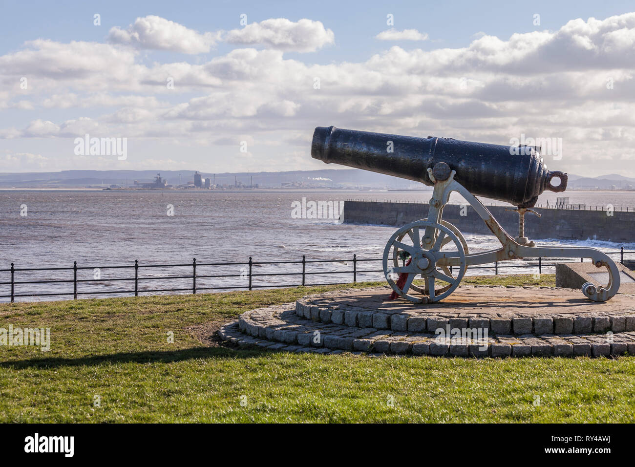 Sebastopol cannon hi-res stock photography and images - Alamy