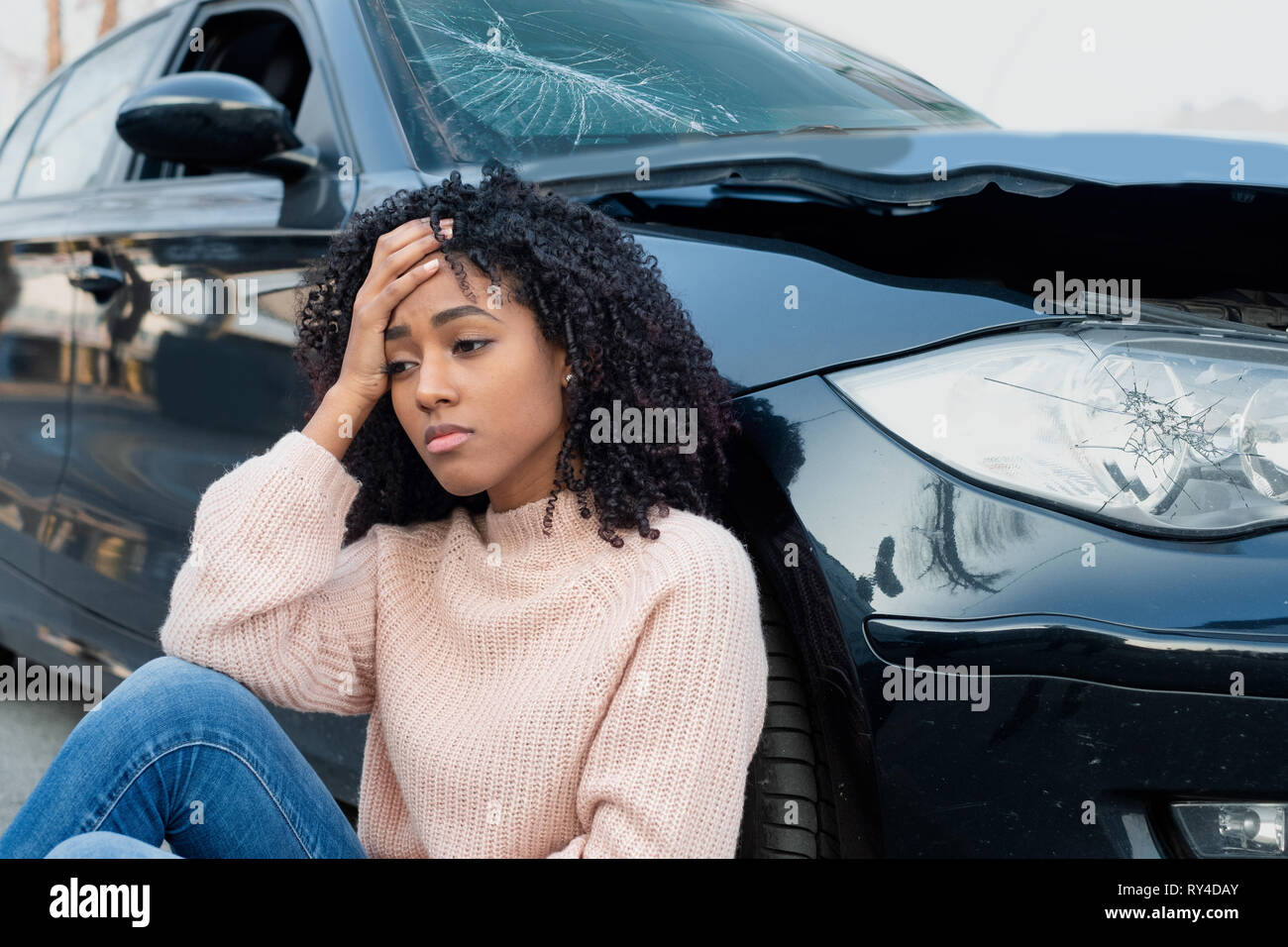 Injured woman hi-res stock photography and images - Alamy