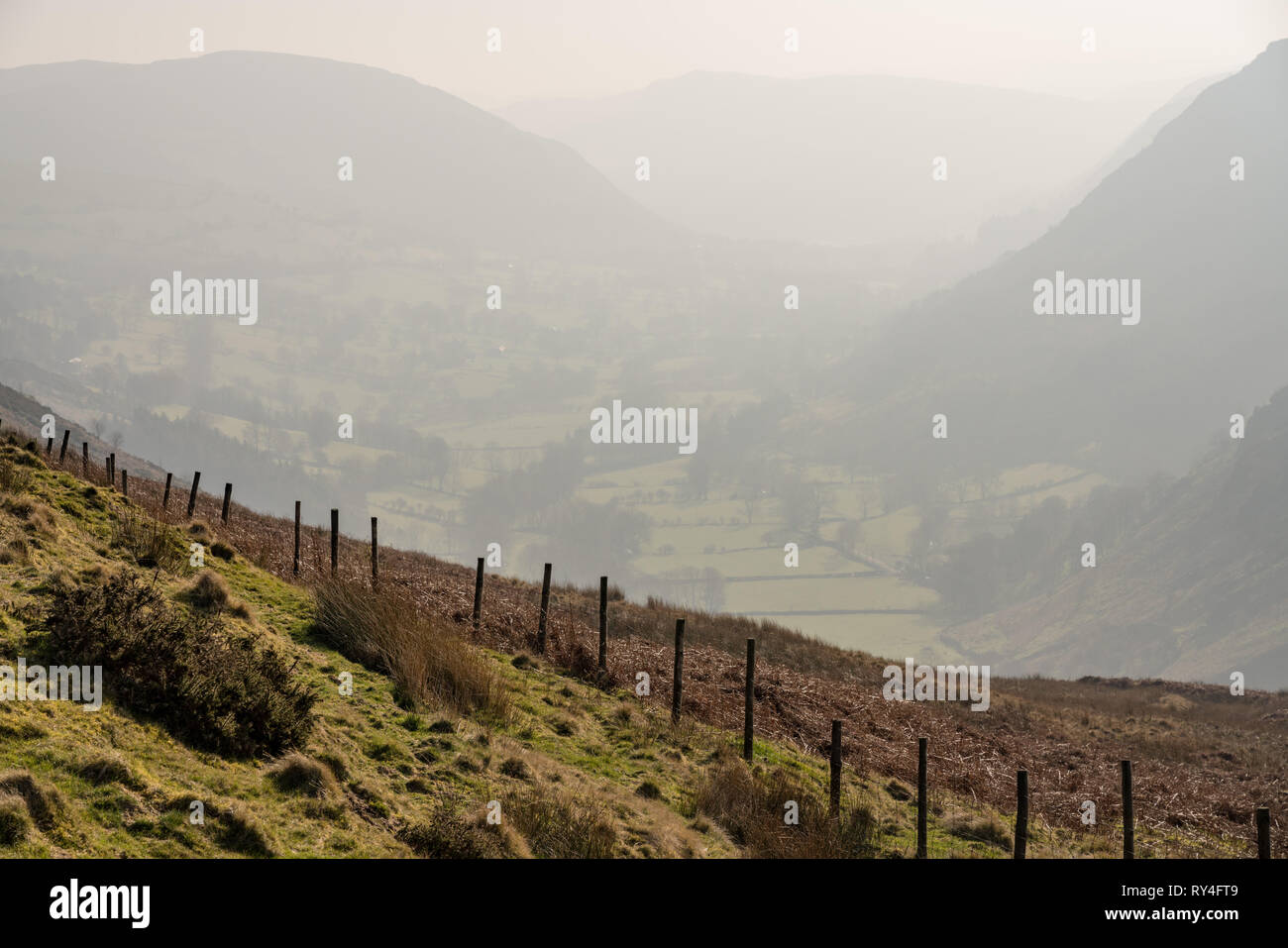 Misty welsh landscape hi-res stock photography and images - Alamy